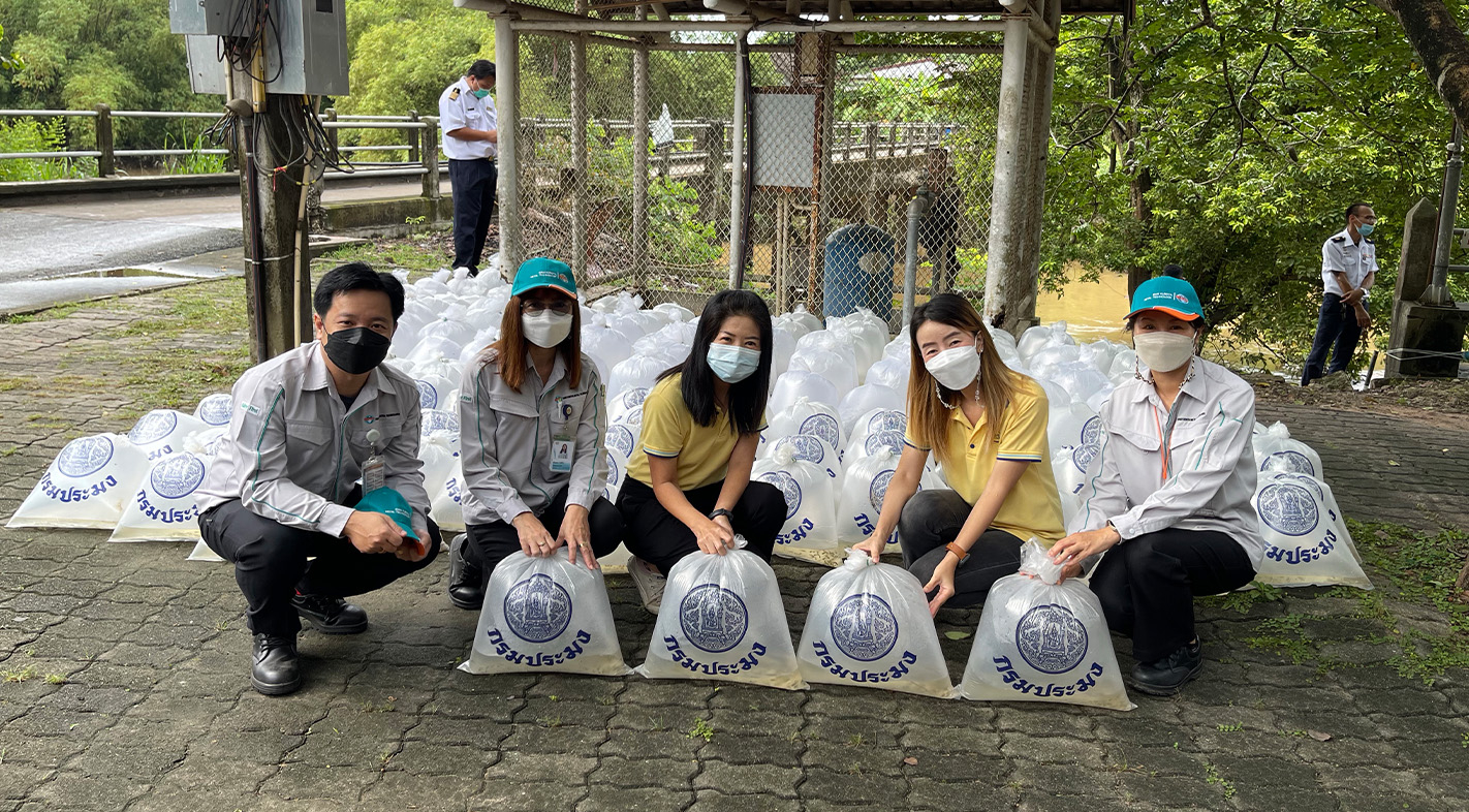 Releasing Fish into Local Canals to Conserve Water Resources ...